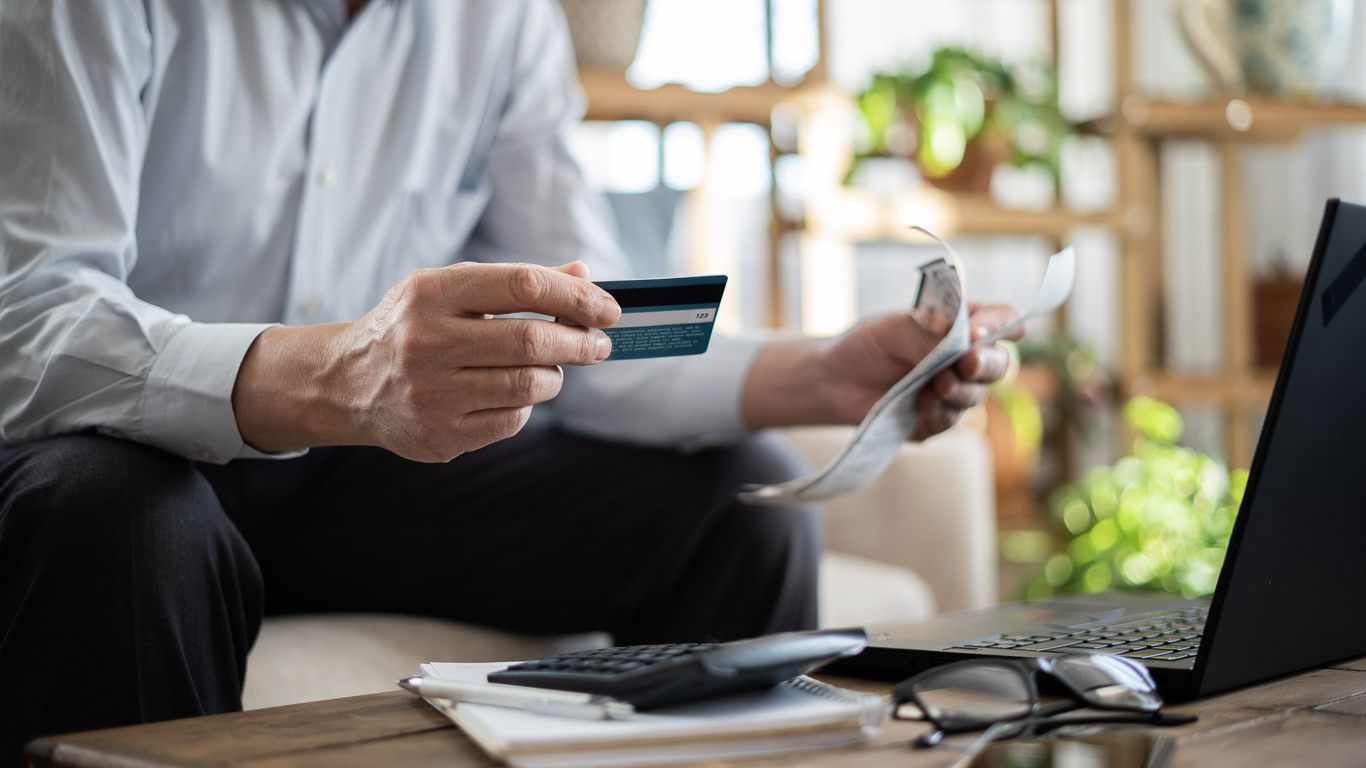 Employee Financial Confidence Drops to Lowest Level in Years
