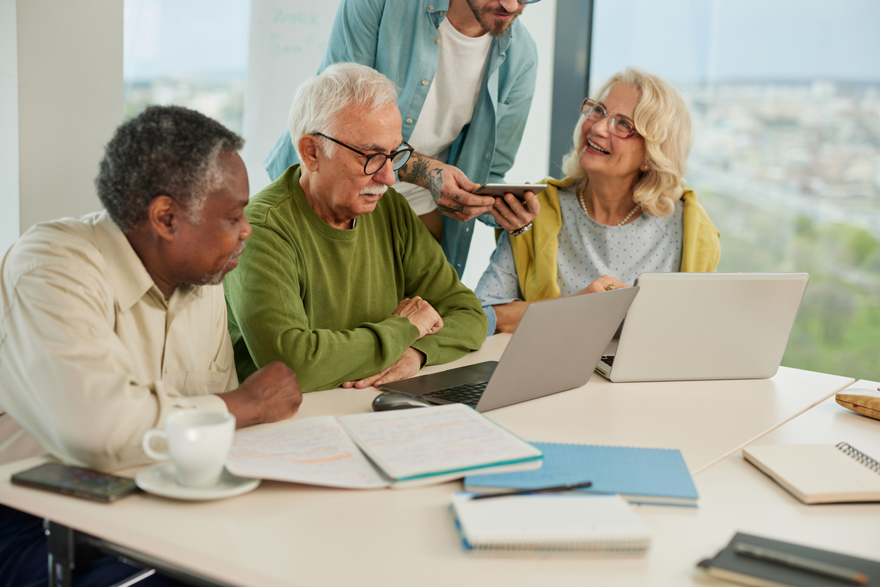 A Look at the Benefits That Can Keep Older Workers on Board