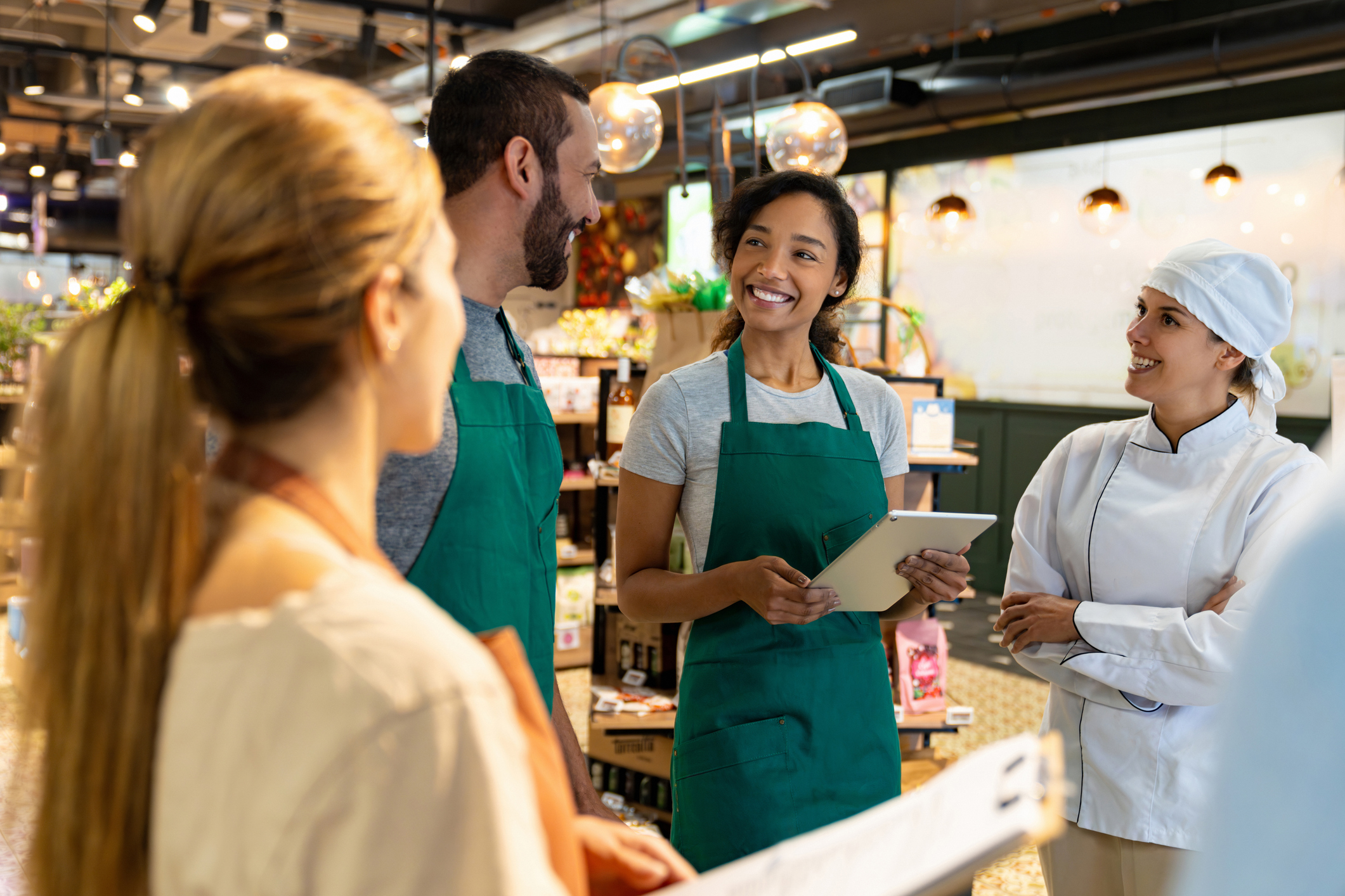 How Internal Networking Creates Connection at Work