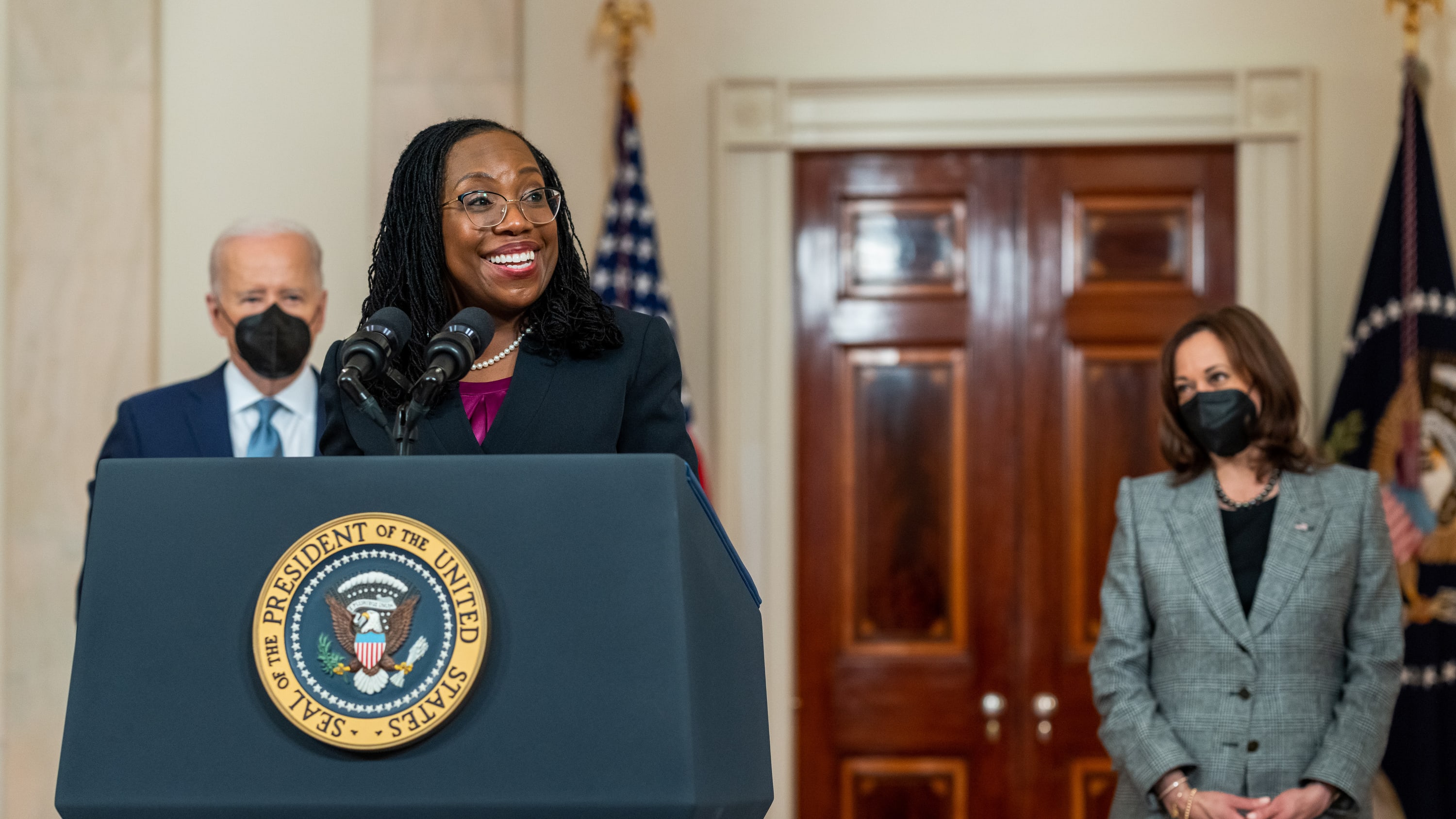 Senate Confirms Ketanji Brown Jackson to Supreme Court