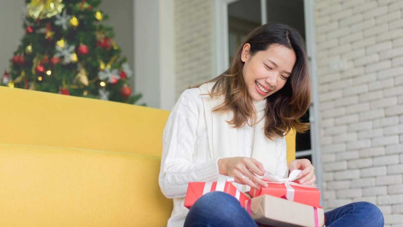 A Gift Guide for Your Employees