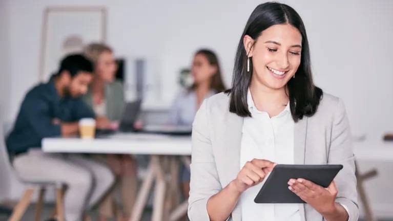 Unshackle Middle Managers to Thrive in the Future of Work