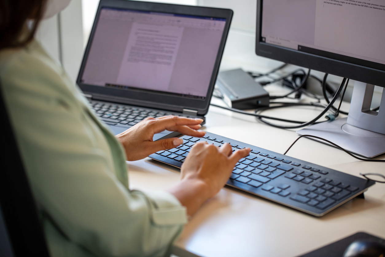 Checklist: Stop Employees from Working Two Full-Time Jobs