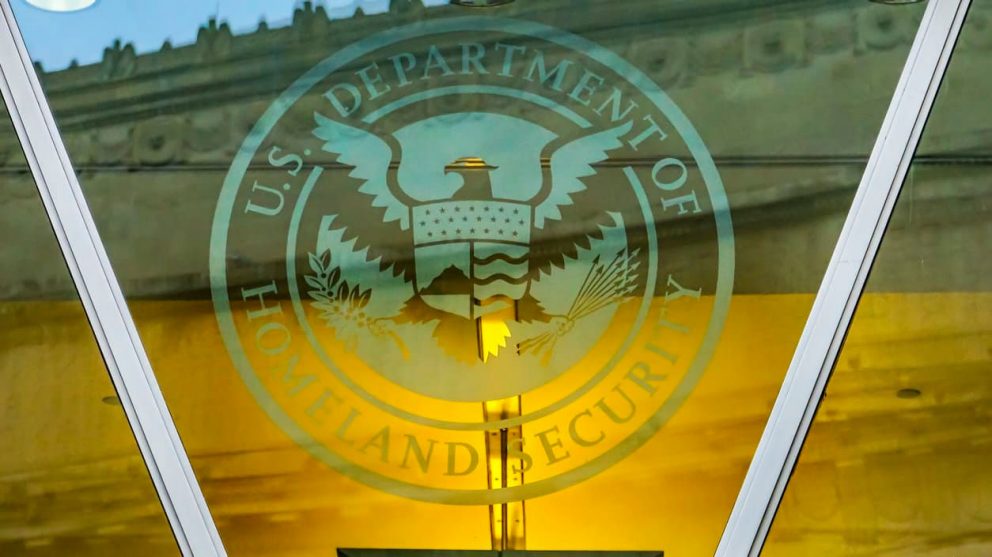 DHS: Use Current Form I-9 After Oct. 31 Expiration